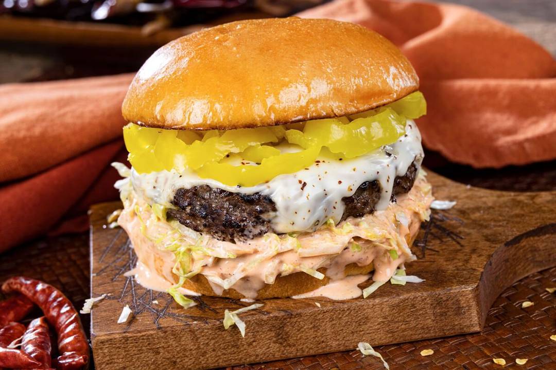 Prime Burger with Hot Pepper and Smoked Gouda